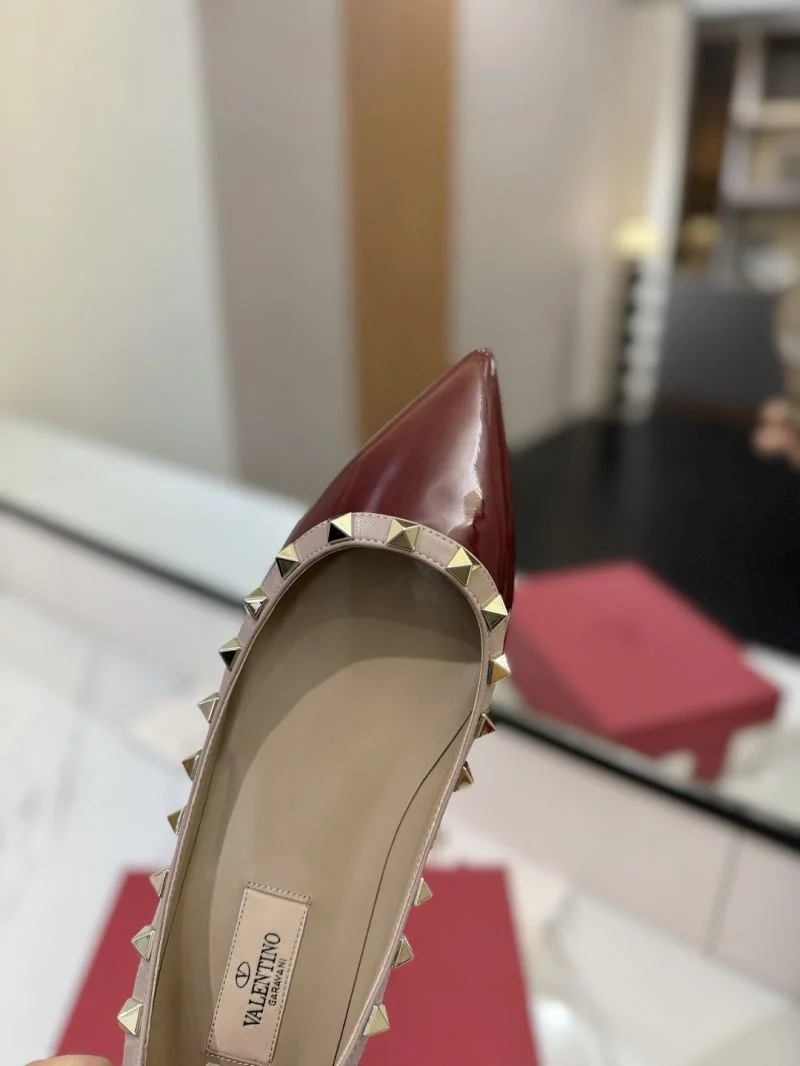 Low-cost Valentino Flat Shoes