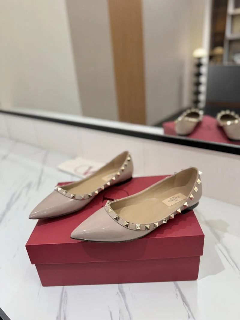 Factory-made Valentino Flat Shoes
