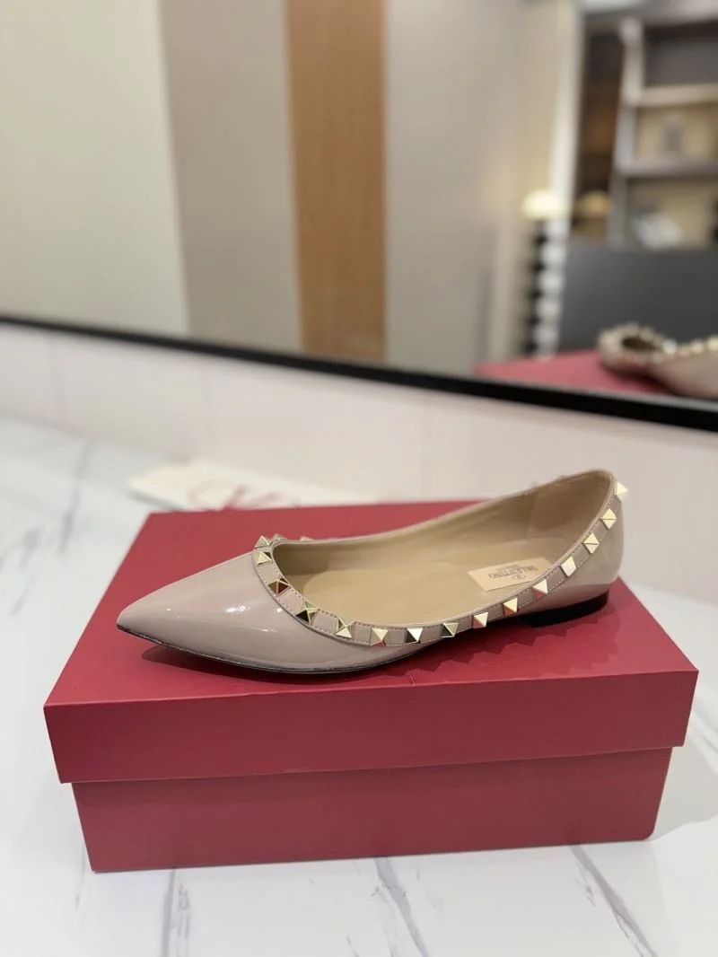 Factory-made Valentino Flat Shoes