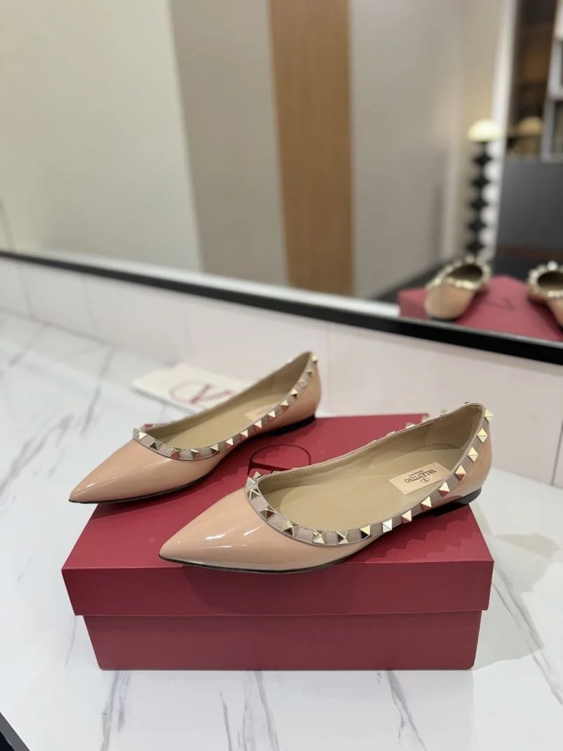 Exact replica Valentino Flat Shoes