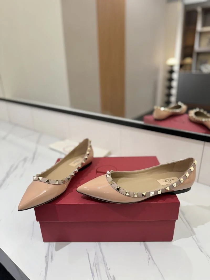 Exact replica Valentino Flat Shoes