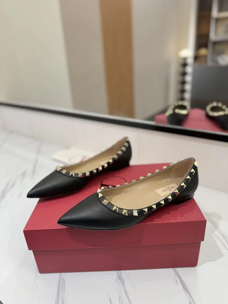 Precise copy Valentino Flat Shoes