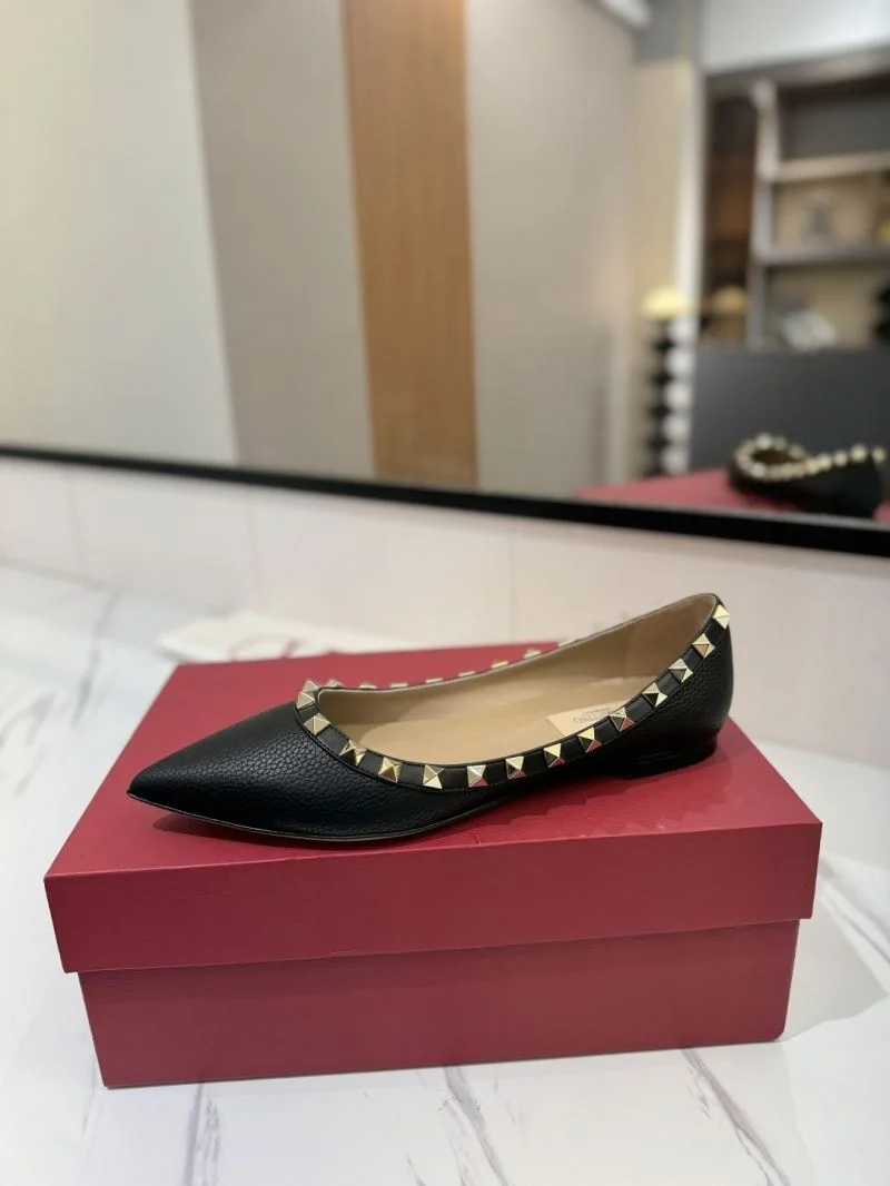 Precise copy Valentino Flat Shoes
