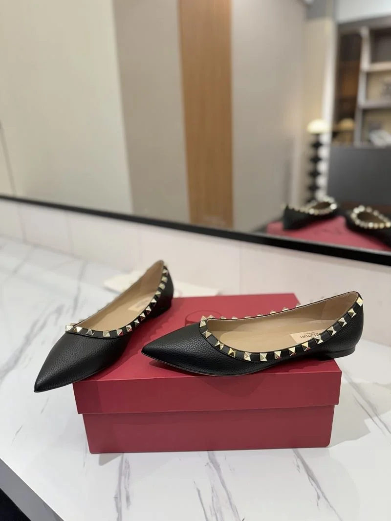 Precise copy Valentino Flat Shoes