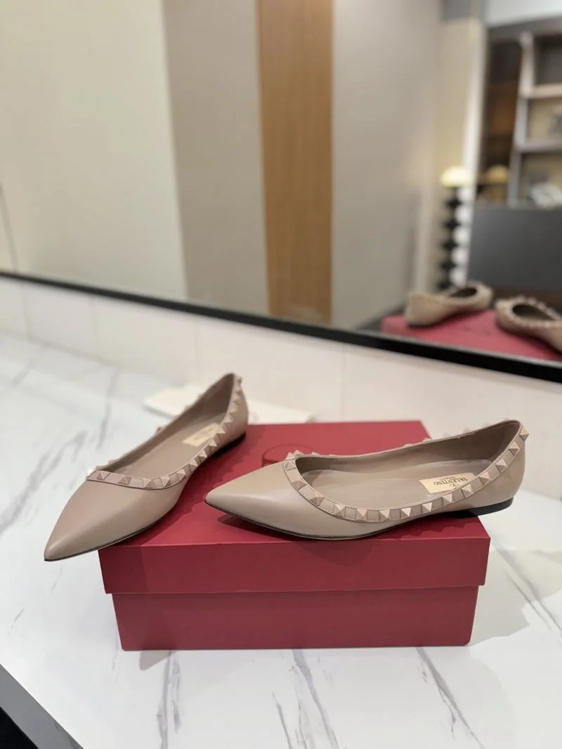 High fidelity Valentino Flat Shoes