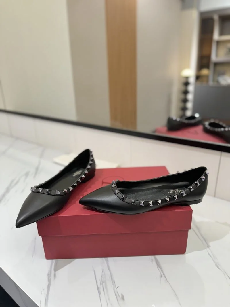 Brand-original Valentino Flat Shoes