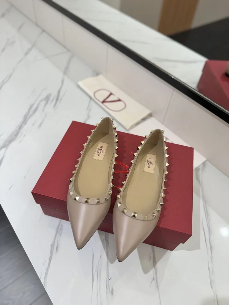 Top mirror Valentino Flat Shoes