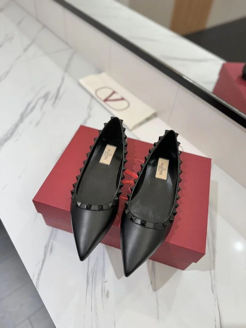 Factory-made Valentino Flat Shoes