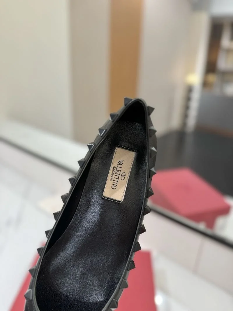 Factory-made Valentino Flat Shoes