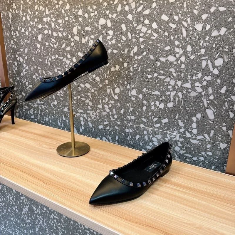 Precise copy Valentino Flat Shoes