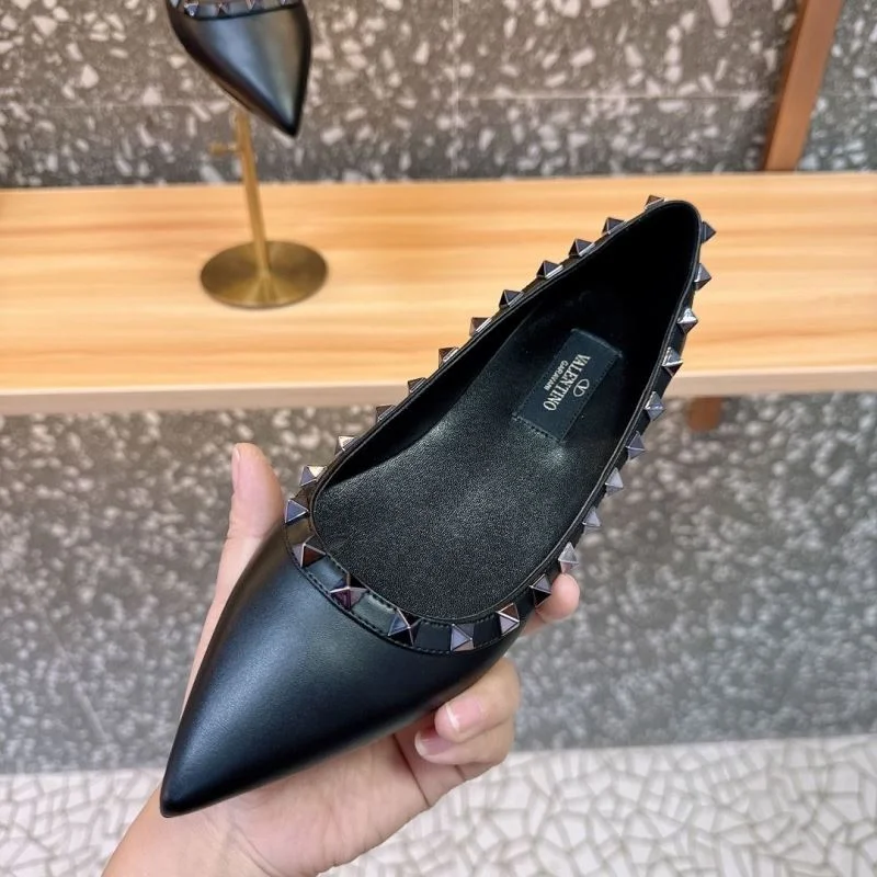 Precise copy Valentino Flat Shoes