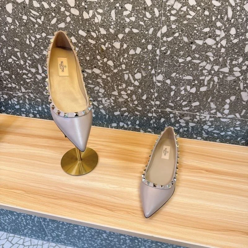 Legit Valentino Flat Shoes