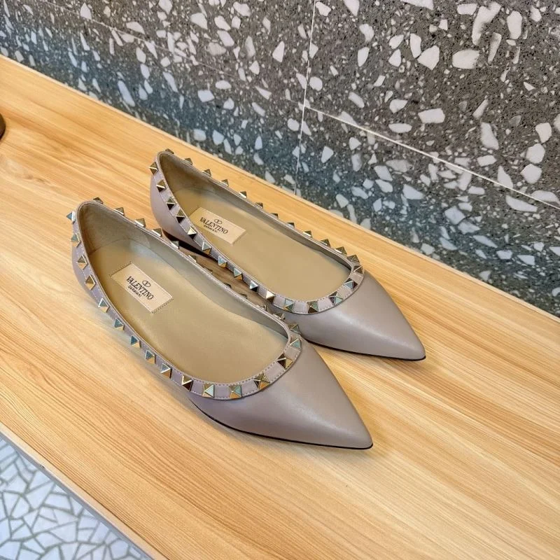 Legit Valentino Flat Shoes