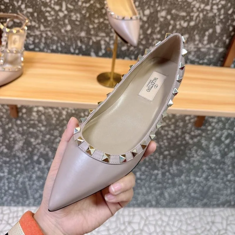 Legit Valentino Flat Shoes