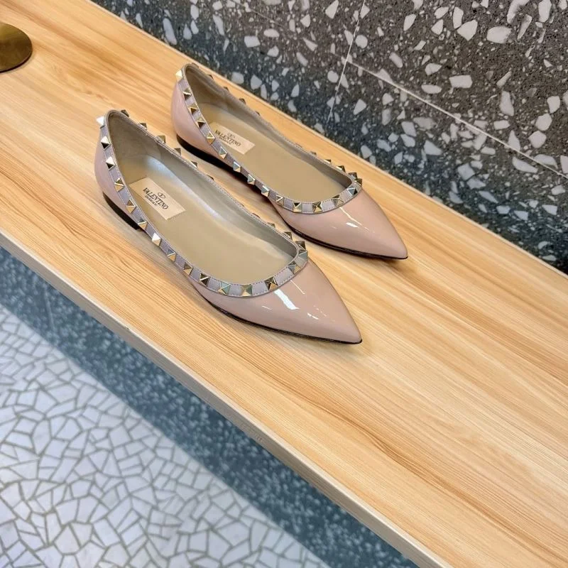 Exact replica Valentino Flat Shoes