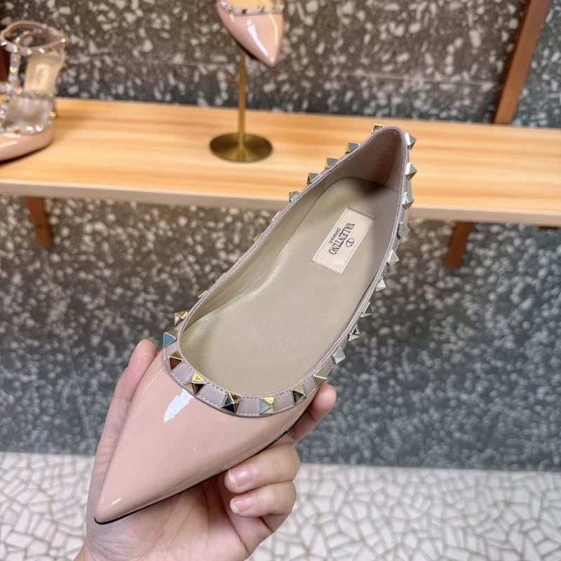 Exact replica Valentino Flat Shoes