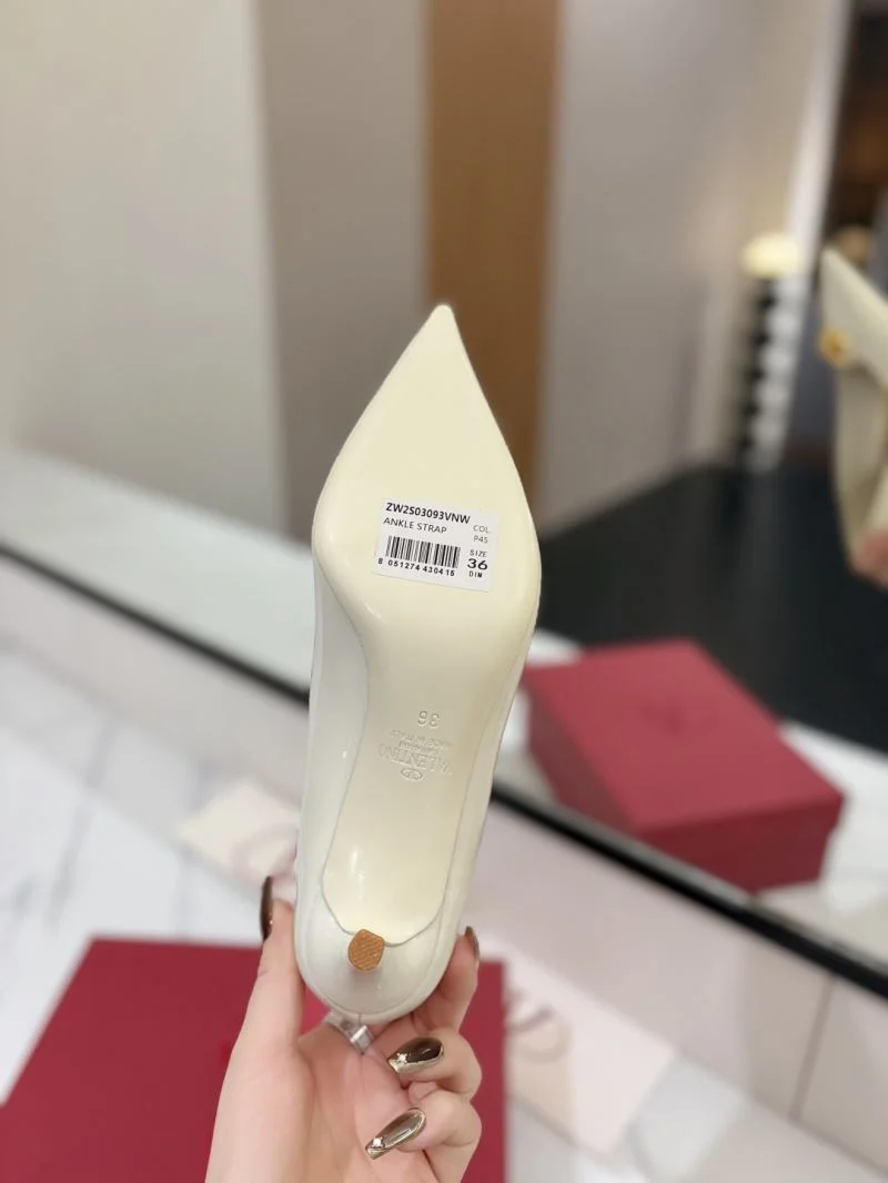 Brand-original Valentino Heeled Shoes