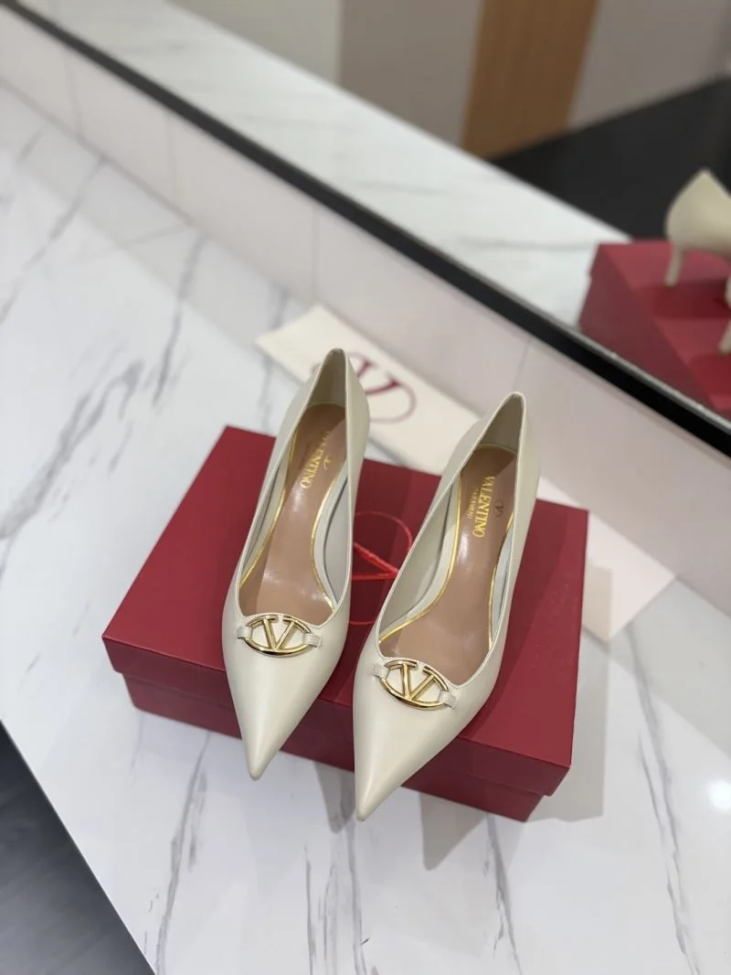Reasonably priced Valentino Heeled Shoes