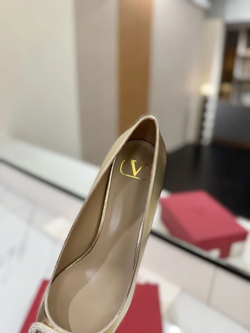 Precise copy Valentino Heeled Shoes