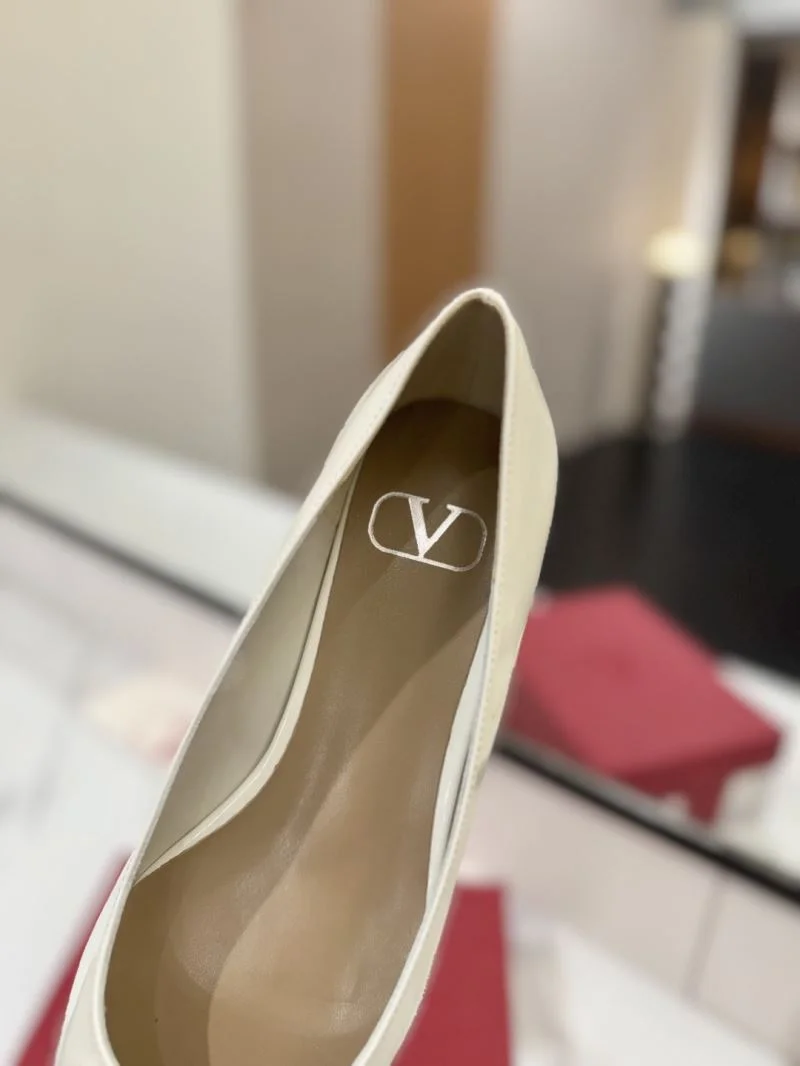 Precise copy Valentino Heeled Shoes