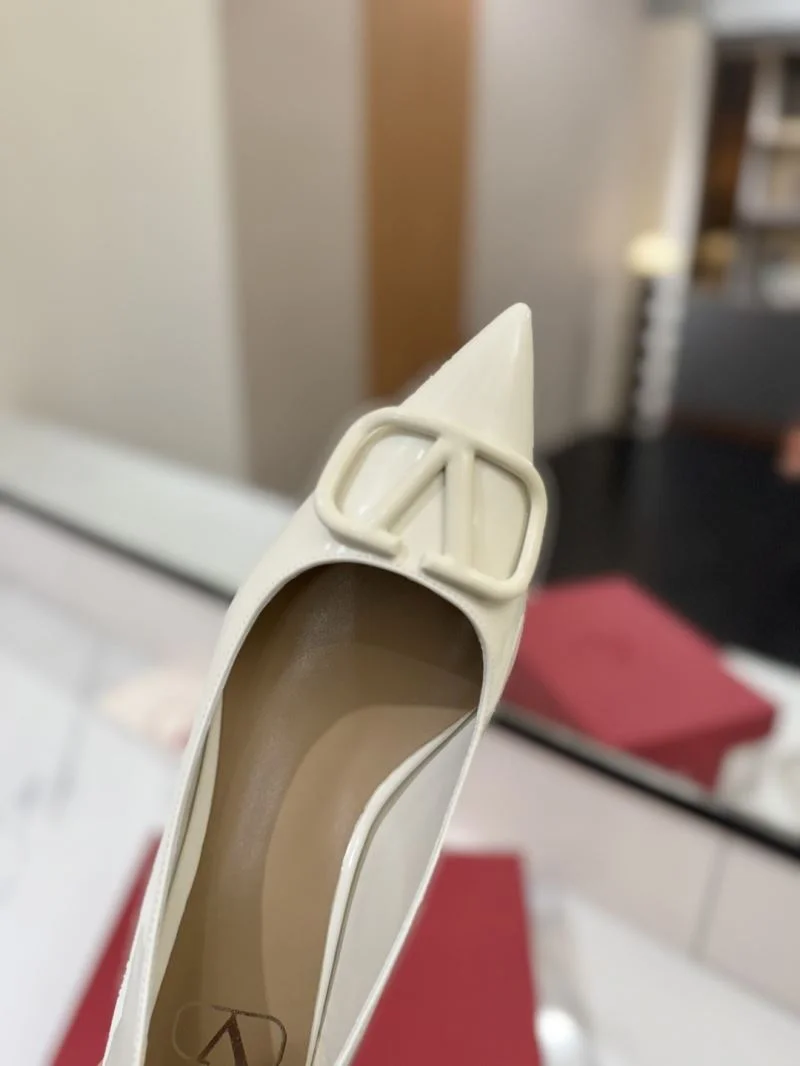 Precise copy Valentino Heeled Shoes