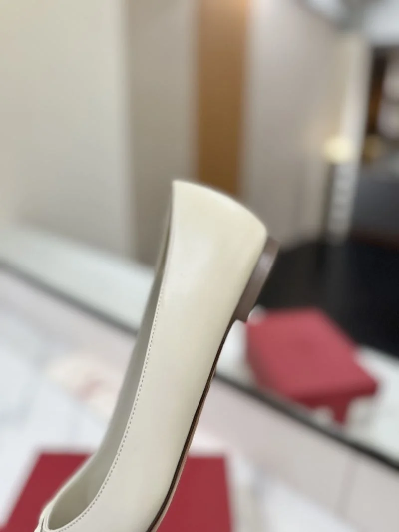 Exact replica Valentino Heeled Shoes