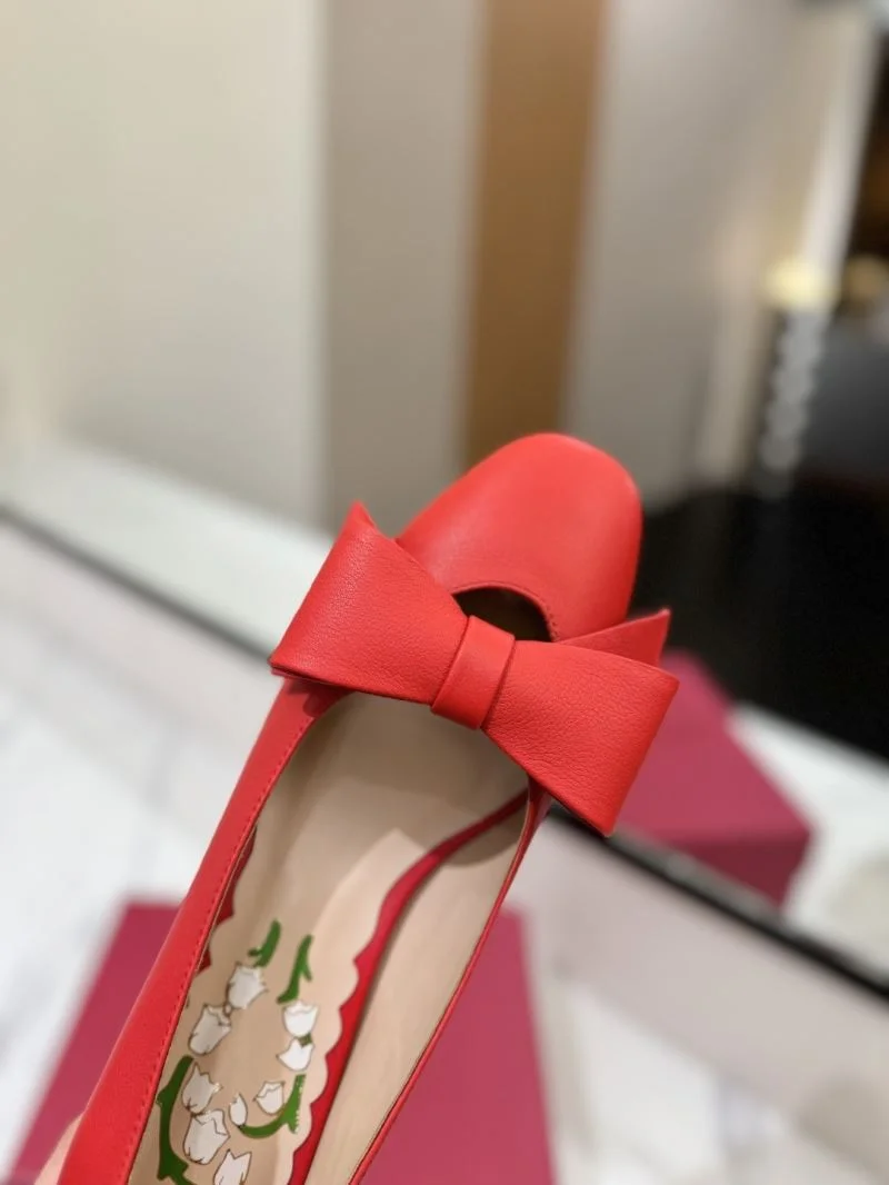 Bargain Valentino Heeled Shoes