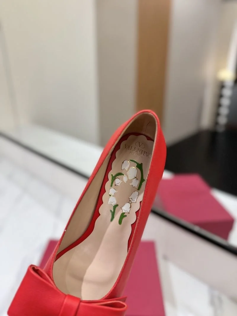Bargain Valentino Heeled Shoes