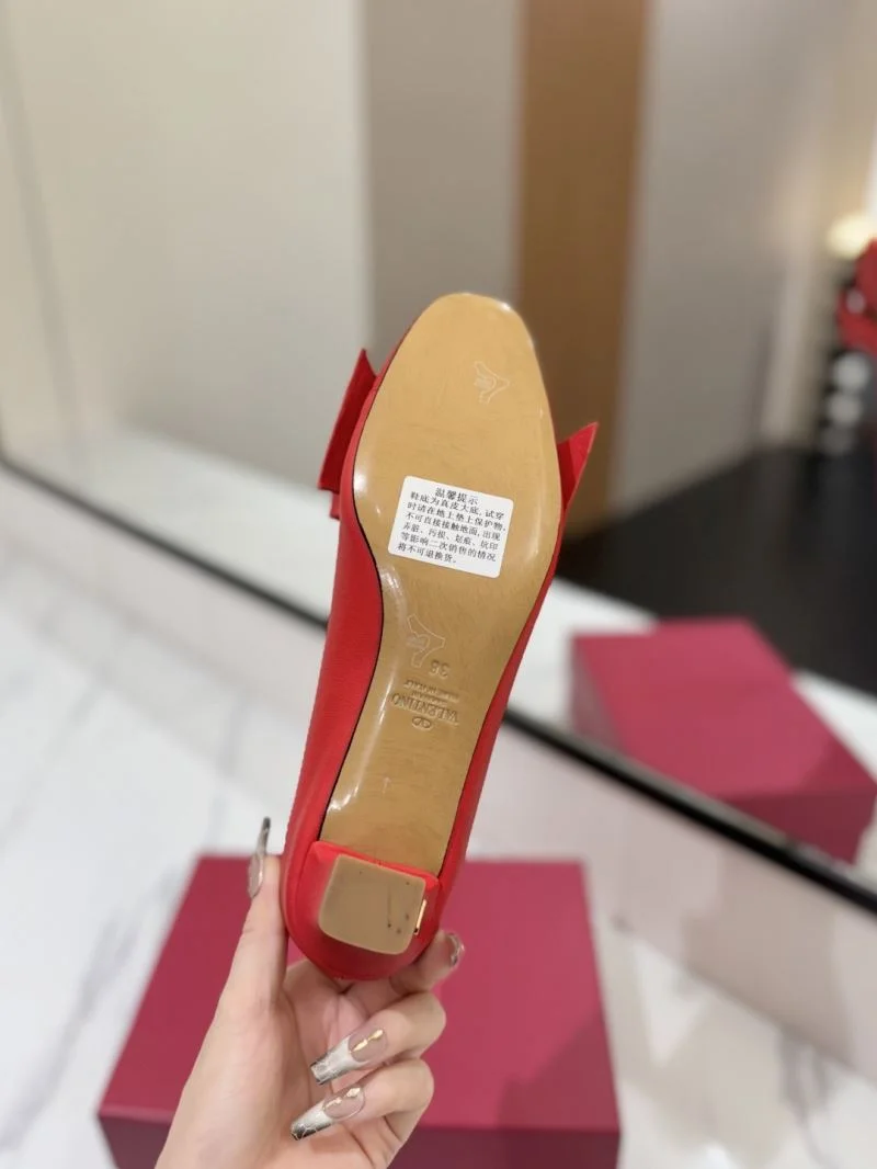 Bargain Valentino Heeled Shoes