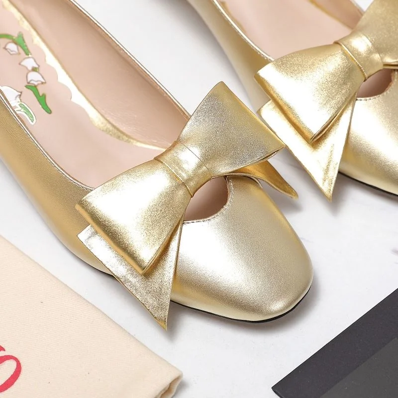 Accurate model Valentino Heeled Shoes