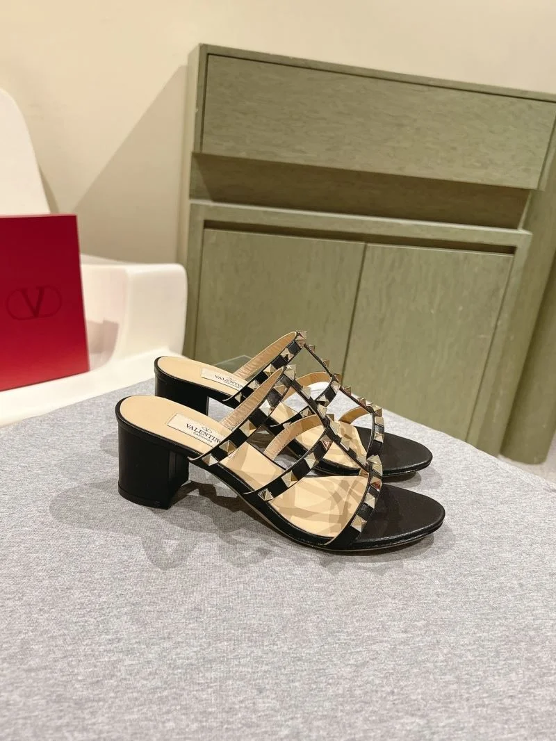 Low-cost Valentino Heeled Shoes