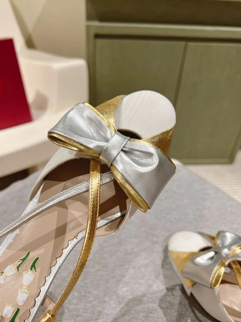 Inexpensive Valentino Heeled Shoes
