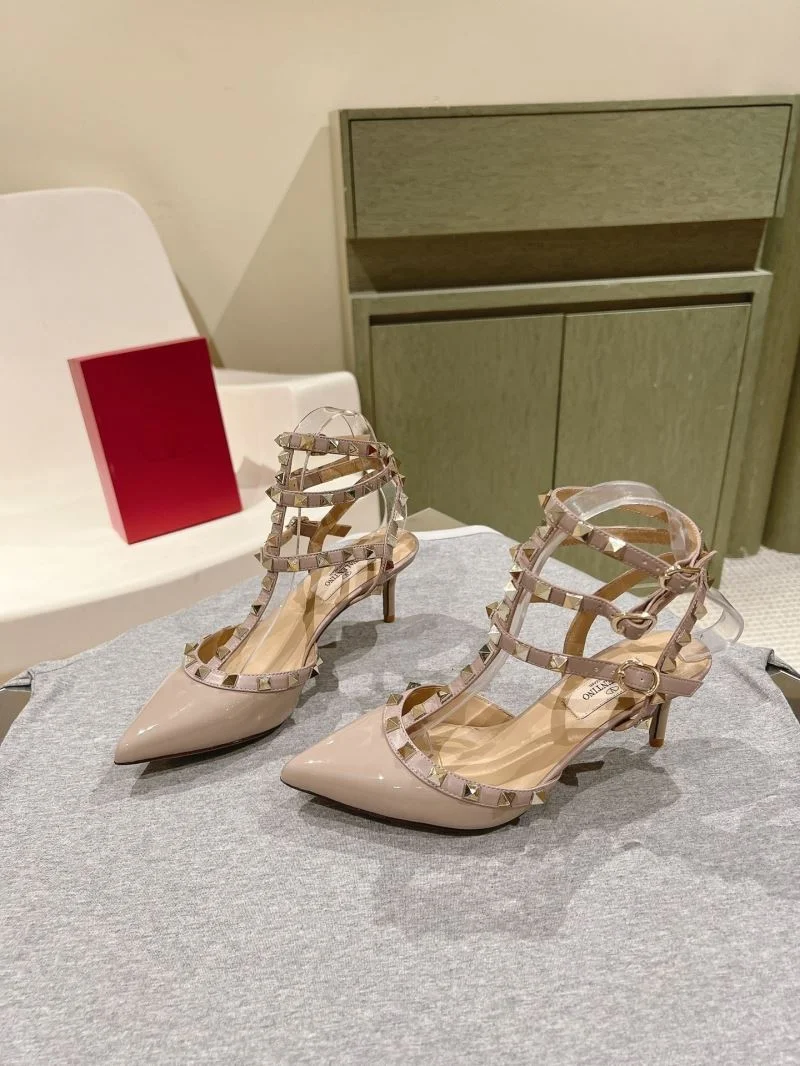 1:1 copy Valentino Heeled Shoes