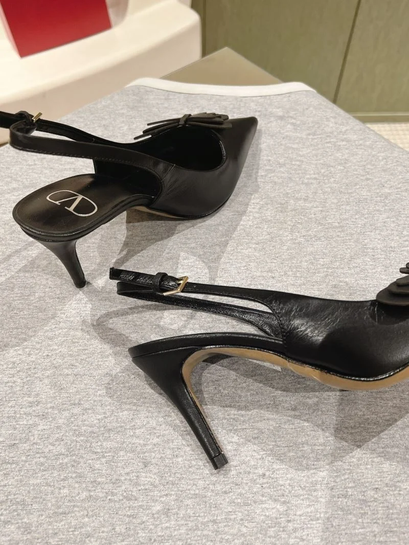 Reasonably priced Valentino Heeled Shoes