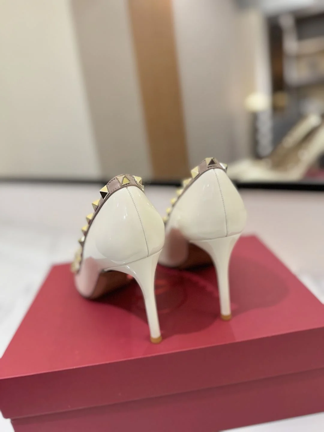 Bargain Valentino Heeled Shoes