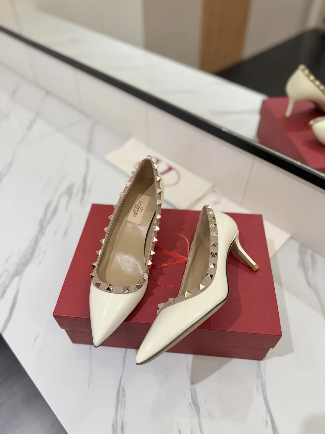 Bargain Valentino Heeled Shoes