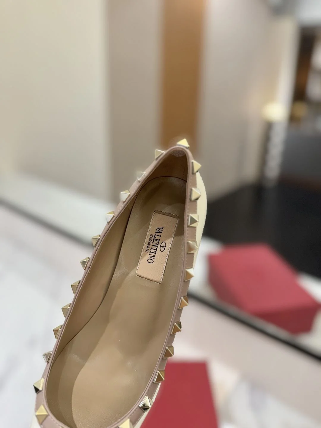 Bargain Valentino Heeled Shoes