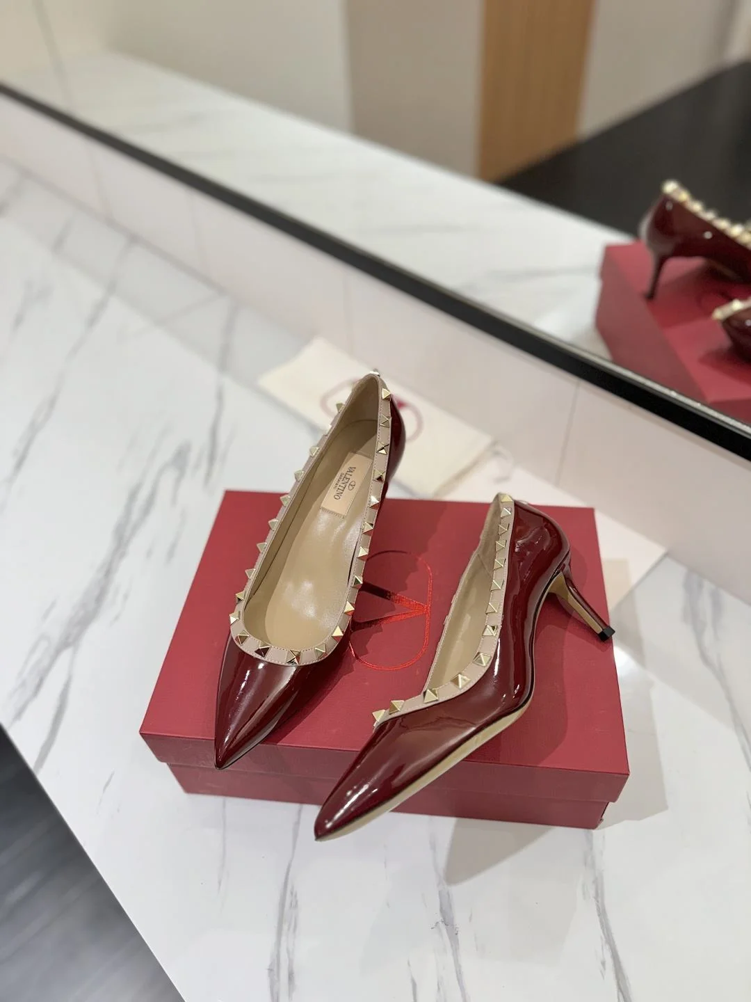 Precise copy Valentino Heeled Shoes