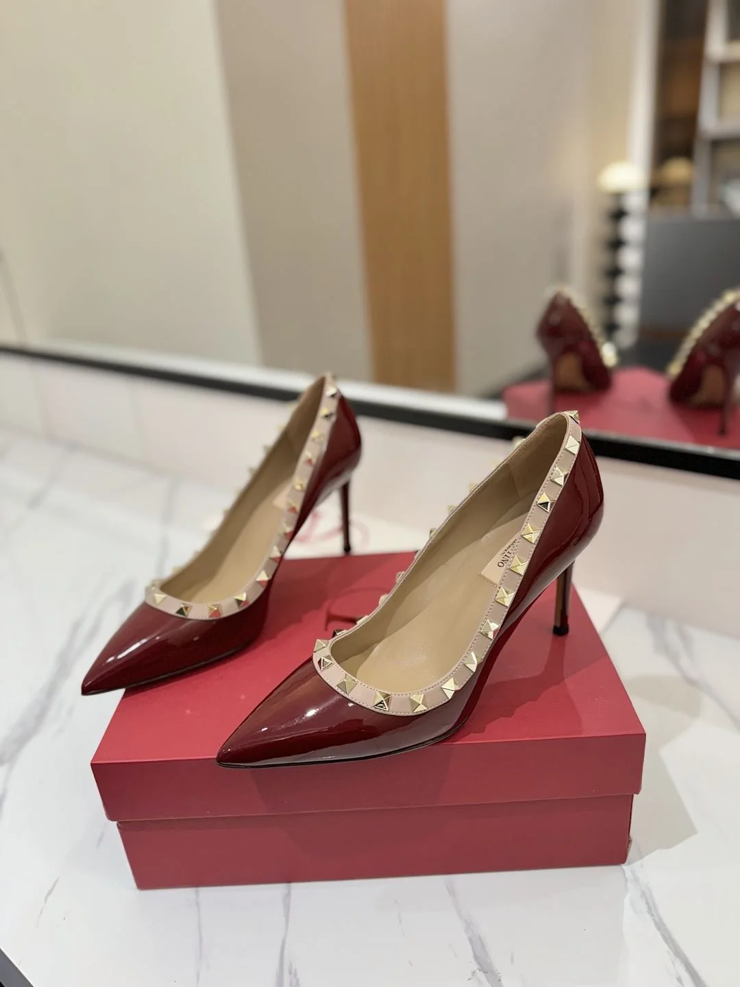 Low-cost Valentino Heeled Shoes