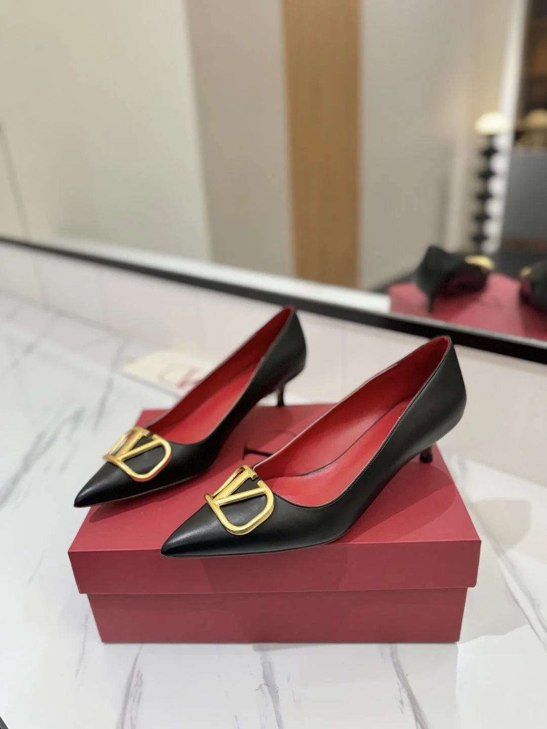 Inexpensive Valentino Heeled Shoes