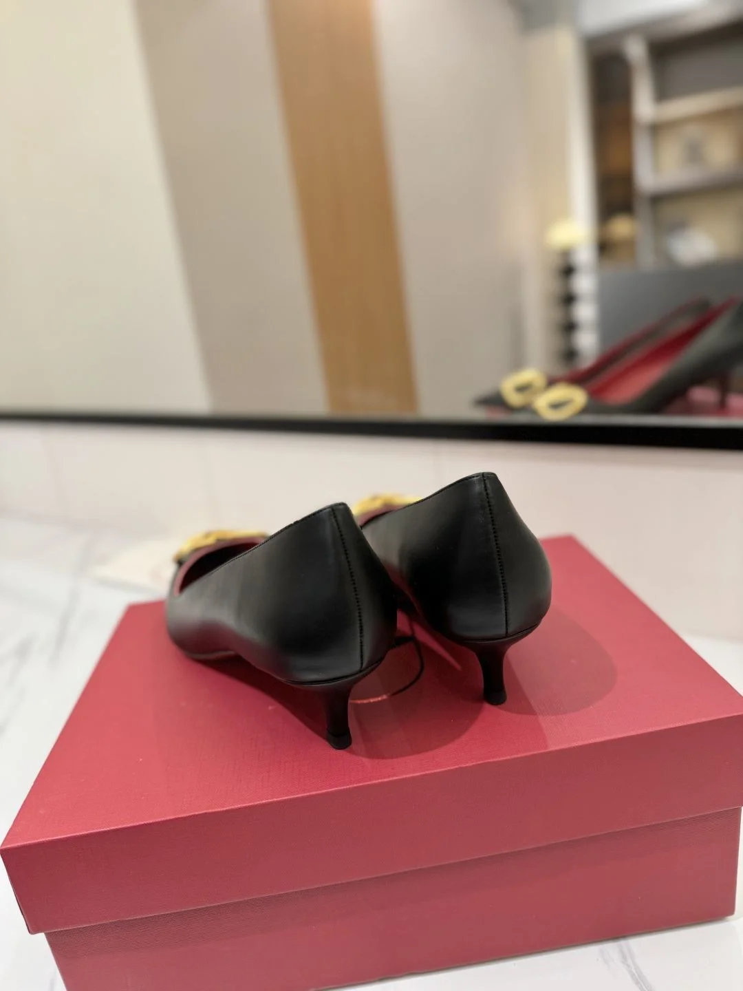 Inexpensive Valentino Heeled Shoes