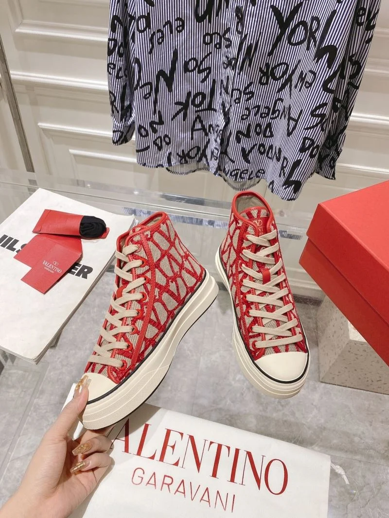 Bargain Valentino High Shoes
