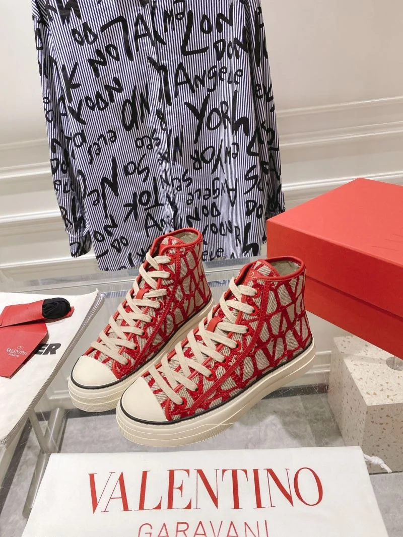 Bargain Valentino High Shoes