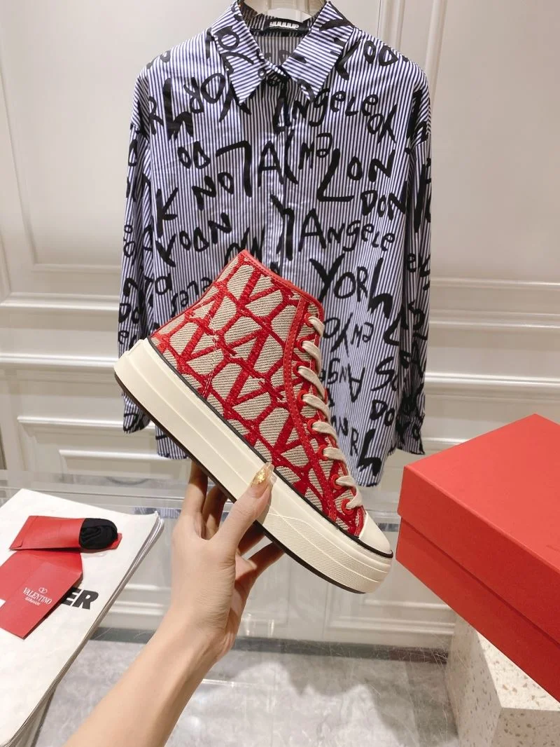 Bargain Valentino High Shoes