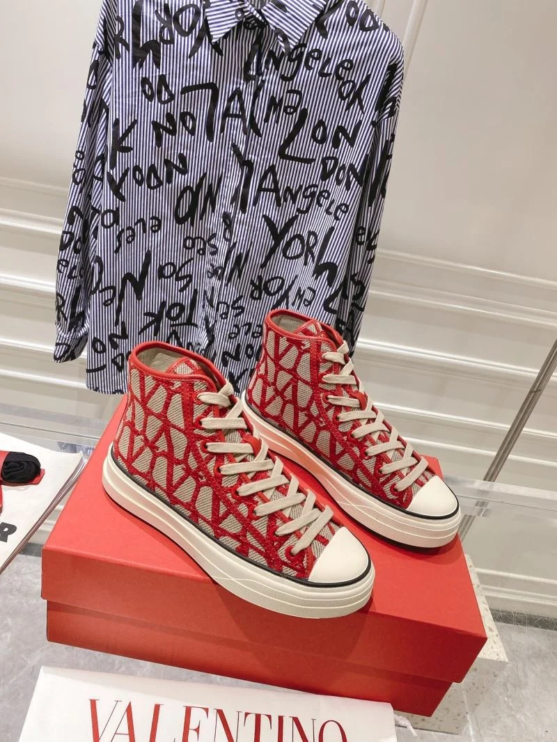 Bargain Valentino High Shoes