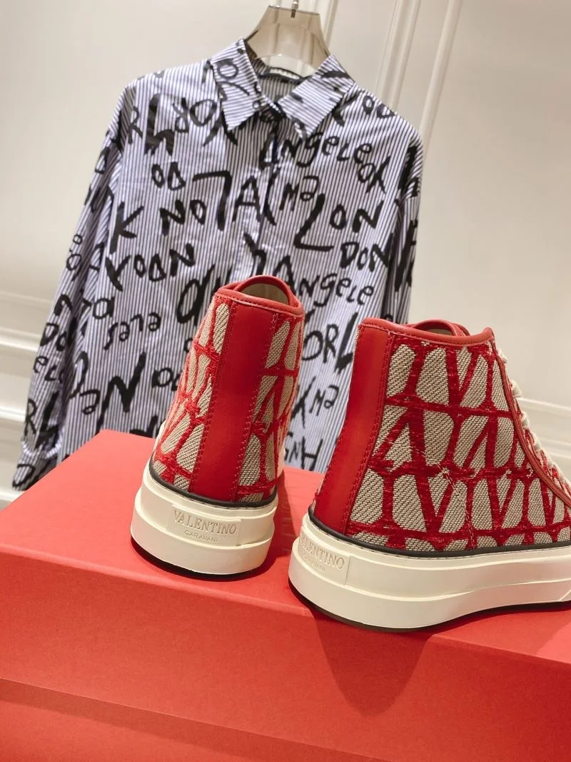 Bargain Valentino High Shoes
