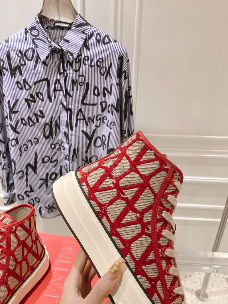 Bargain Valentino High Shoes