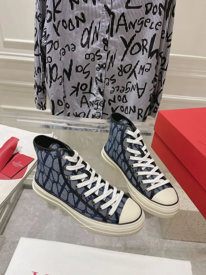 Bargain Valentino High Shoes