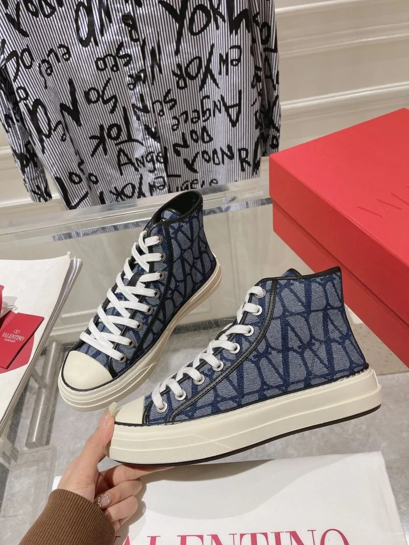 Bargain Valentino High Shoes
