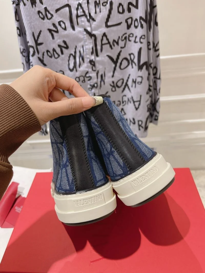 Bargain Valentino High Shoes